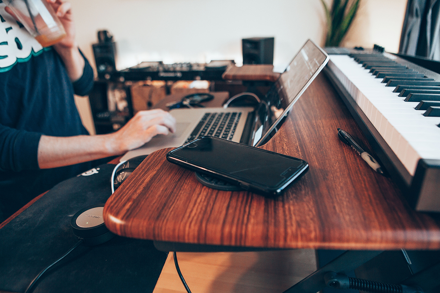 The 8 BEST Ways To Make Money as a Music Producer (2022) - Producer Sphere